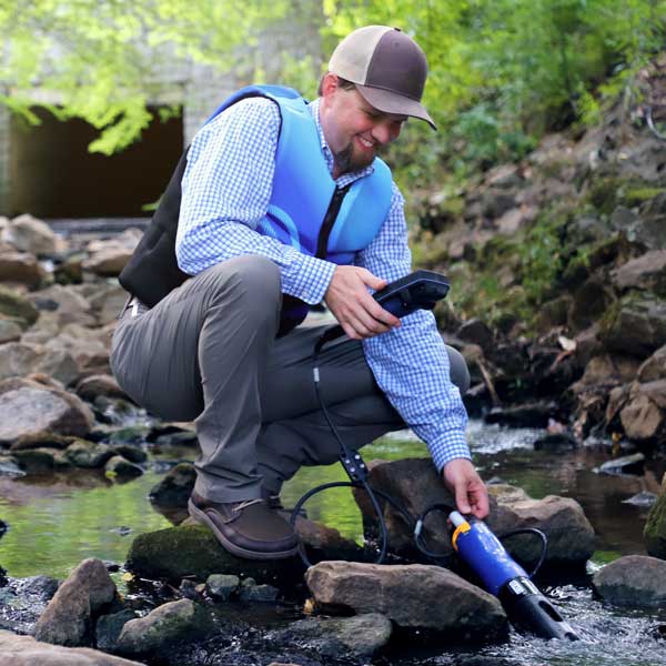 Multiparameter Water Quality Sonde Monitoring System | ysi.com