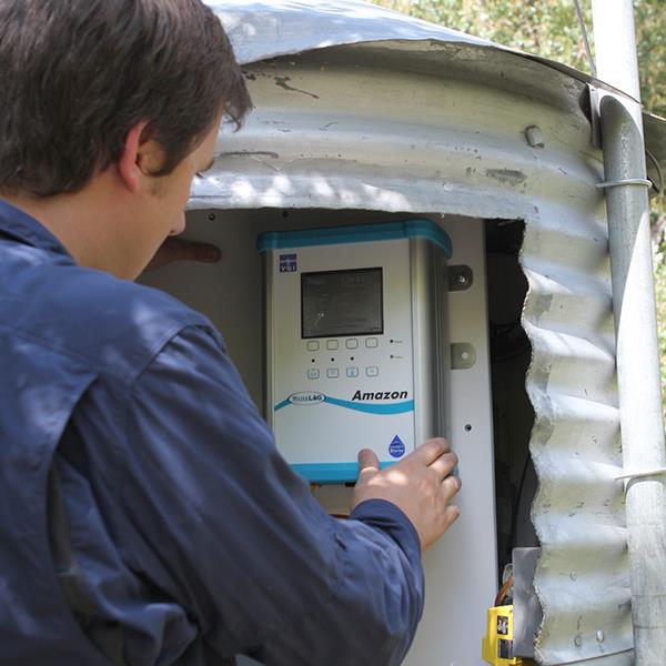 Water Level Bubbler with Integrated Pressure Sensor | ysi.com