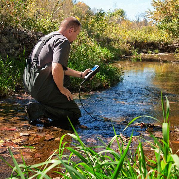 Multiparameter Digital Water Quality Meter | ysi.com Multiparameter Digital Water Quality Meter | ysi.com