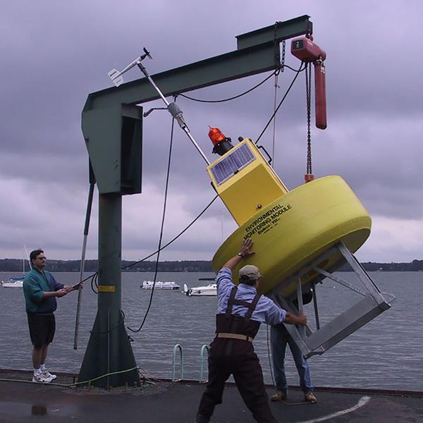 Buoy Vertical Profiling System for Water Quality | ysi.com
